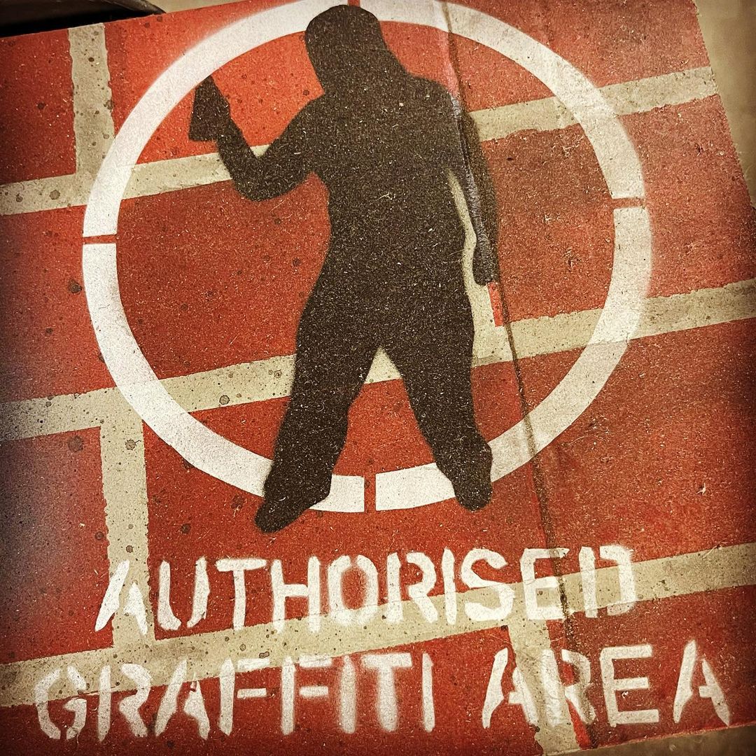 Hello My Name Is Crowzart - STREET FAME